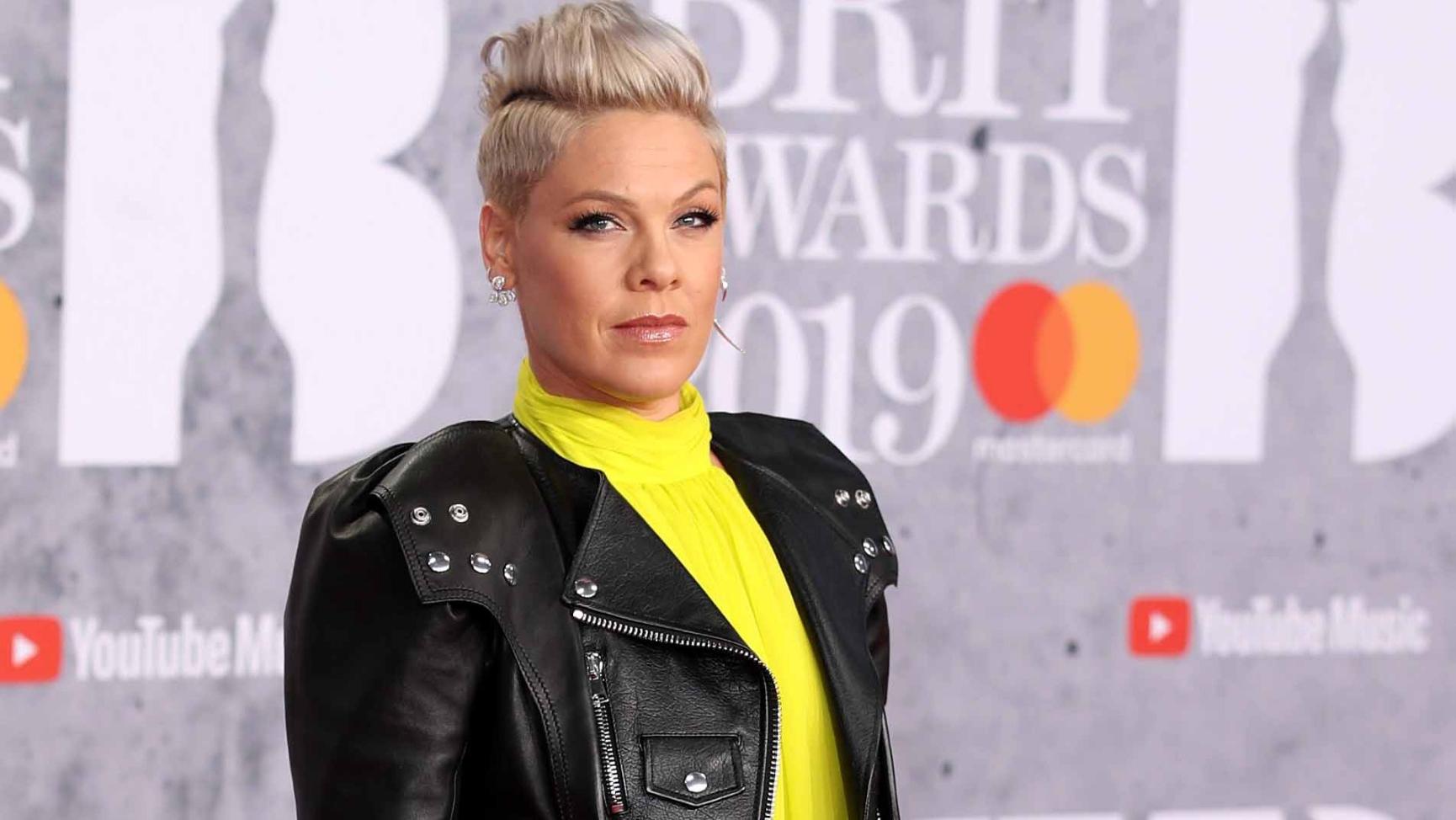 Pink Recalls Dangling Off 34-Storey Building In Wild AMAs Performance