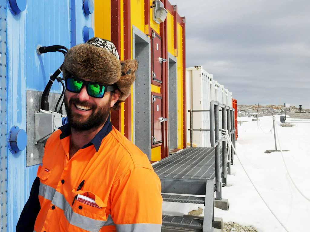Applications Open: Tradies Among Those Wanted To Work In Antarctica