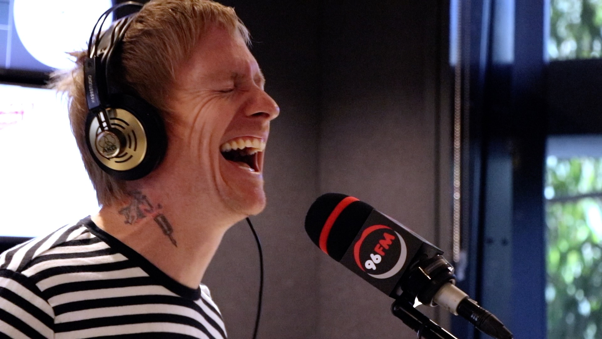 Lisa walked straight into that one...