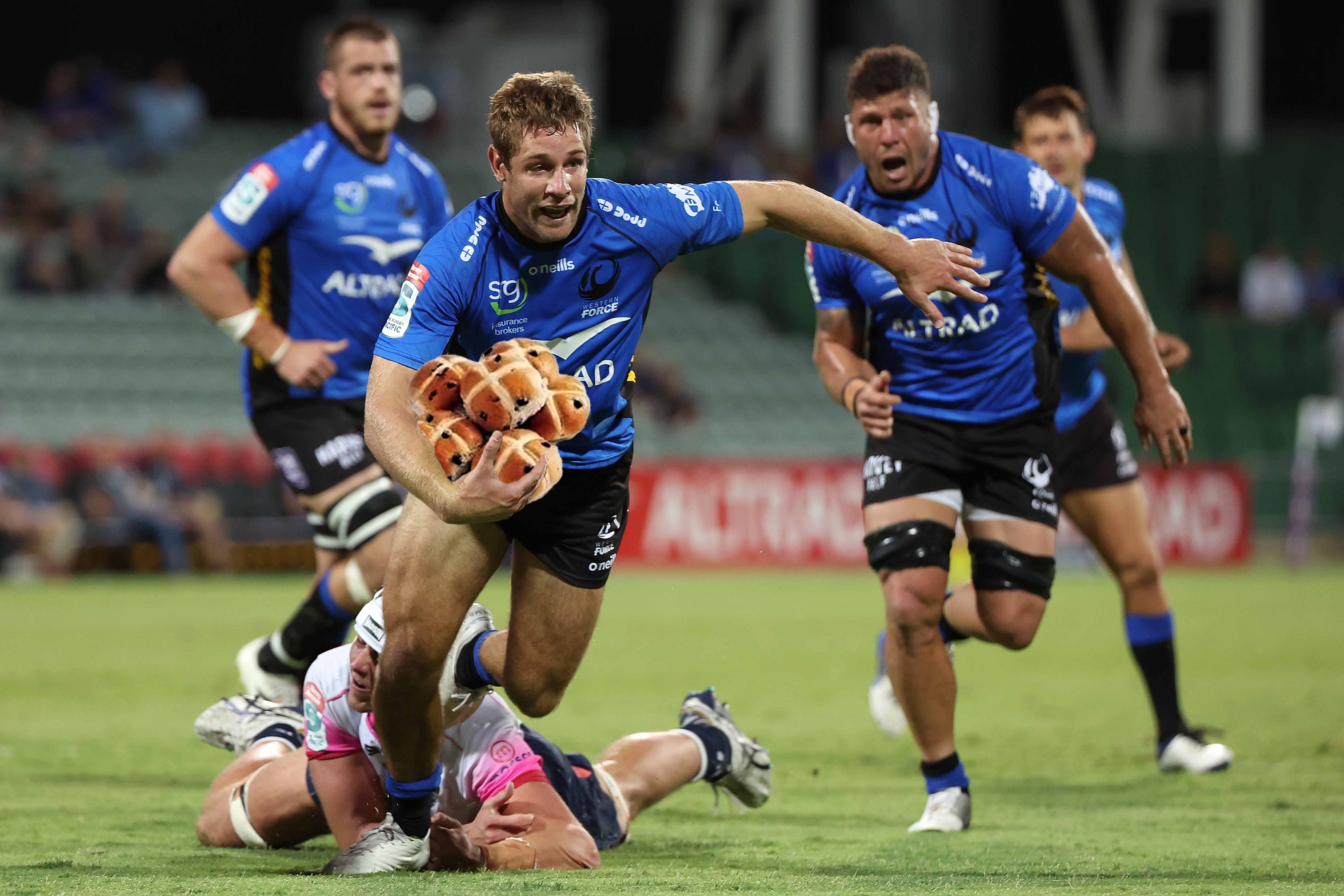 We Just Learned How Kyle Godwin Prepares His Hot Cross Buns... And It's ...