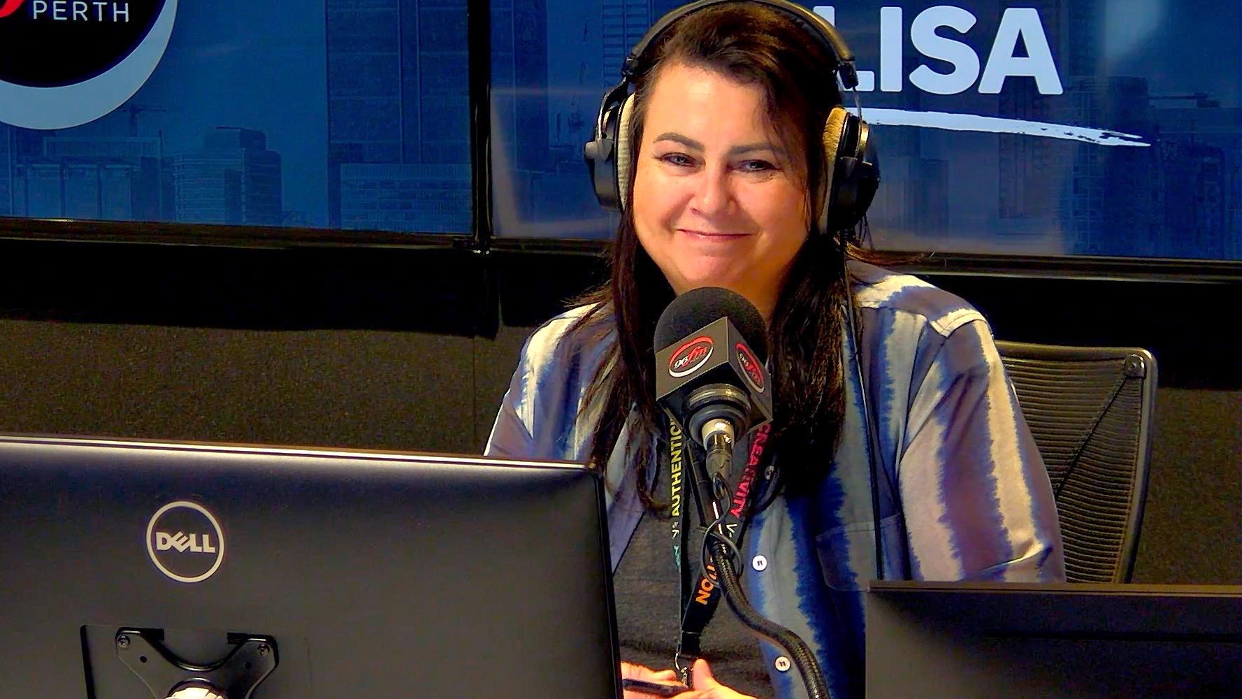 Ooof, Watch This Chat Get Real Awkward, Real Quick