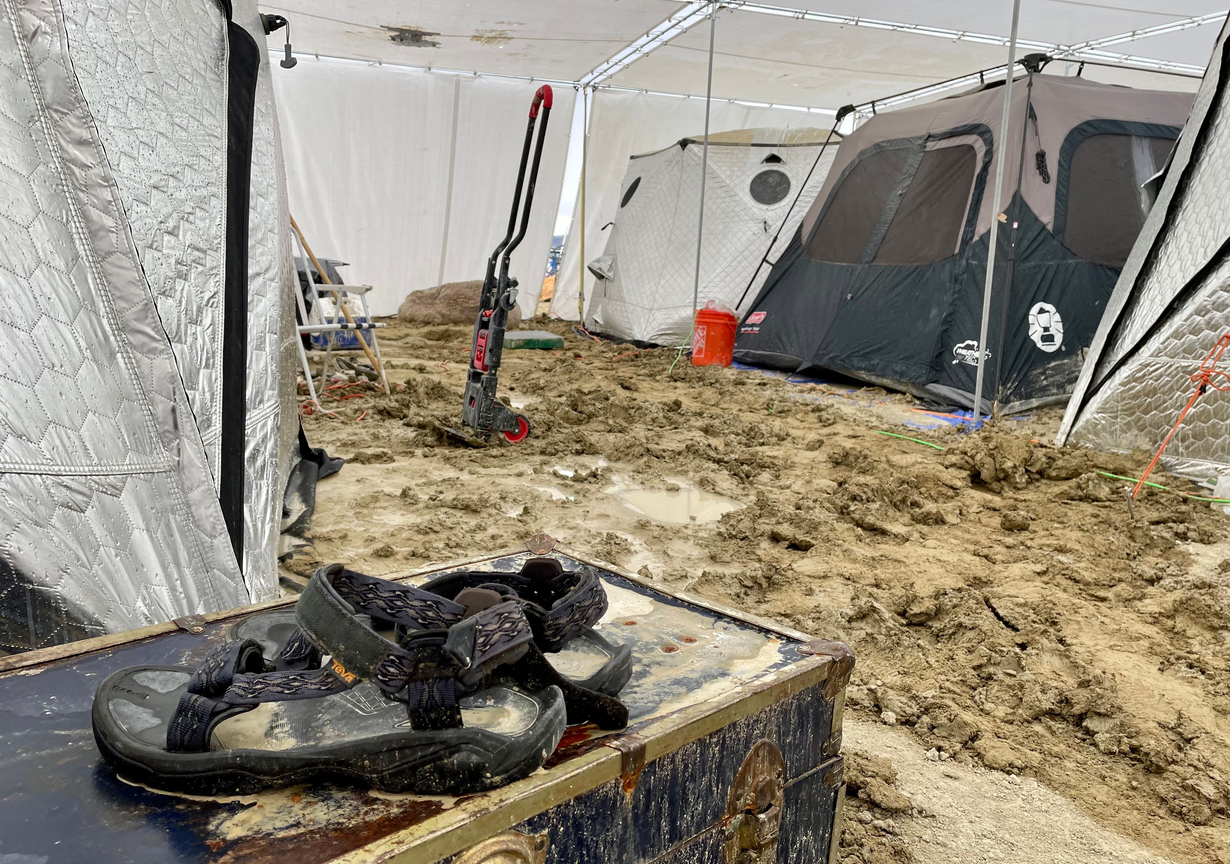 Burning Man Punters Stuck In The Mud (Literally) As Unexpected Storms ...